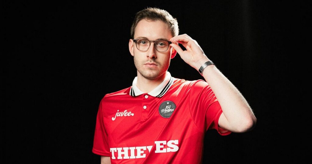 Comunidade de League of Legends comemora Bjergsen quando ele anuncia ...